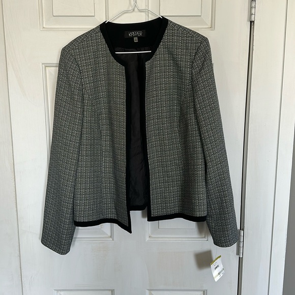 Kasper | Jackets & Coats | Nwt Kasper Black And White Jacket Size 4 ...